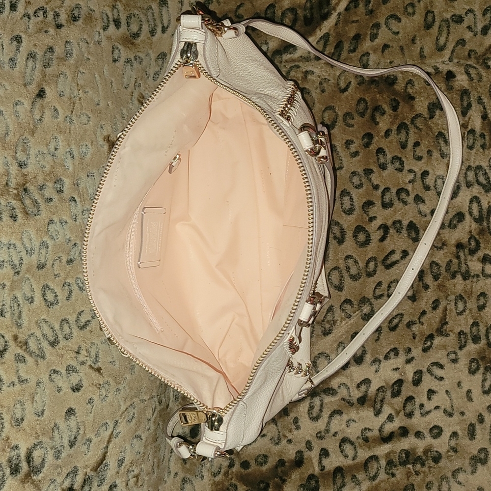 Coach Handbag Apricot Color - Gem